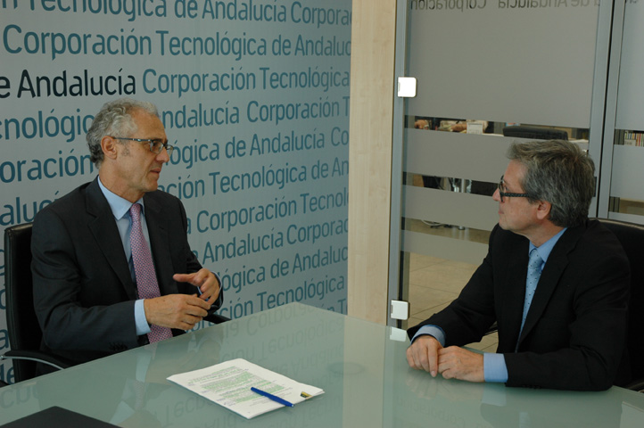 Entrevista a Elías Atienza director general de la Corporación ...