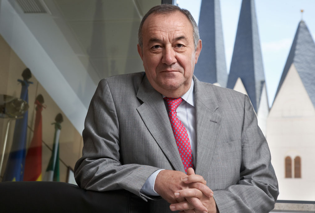 Julio Moreno – Manuel Bellido